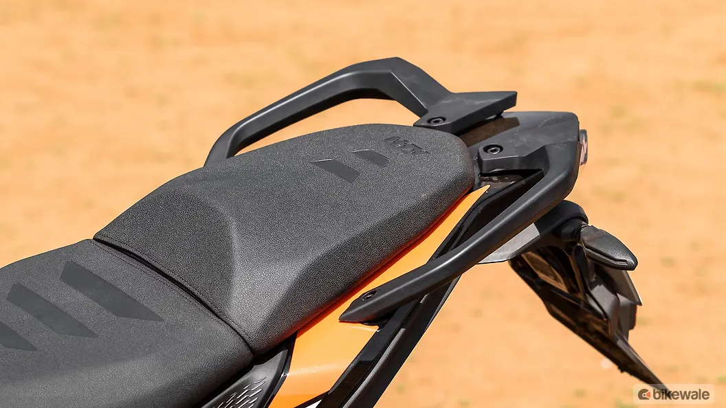 KTM 390 Adventure Bike Seat Image – BikeWale