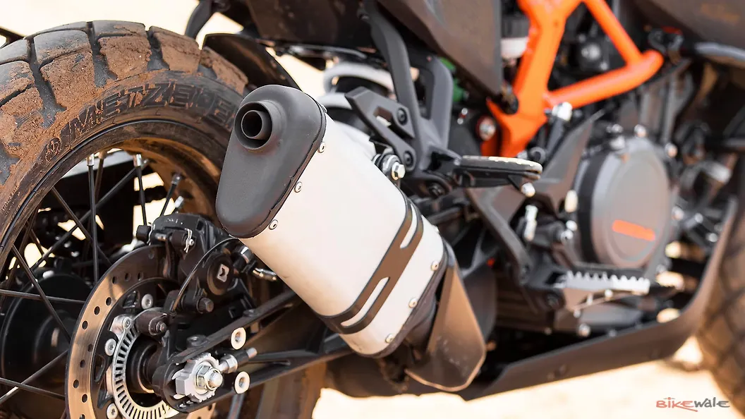 KTM 390 Adventure Rear Reflex Reflector Image – BikeWale