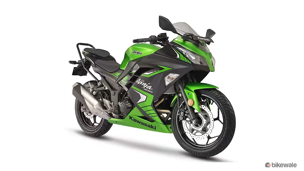 Images of Kawasaki Ninja 300 | Photos of Ninja 300 - BikeWale