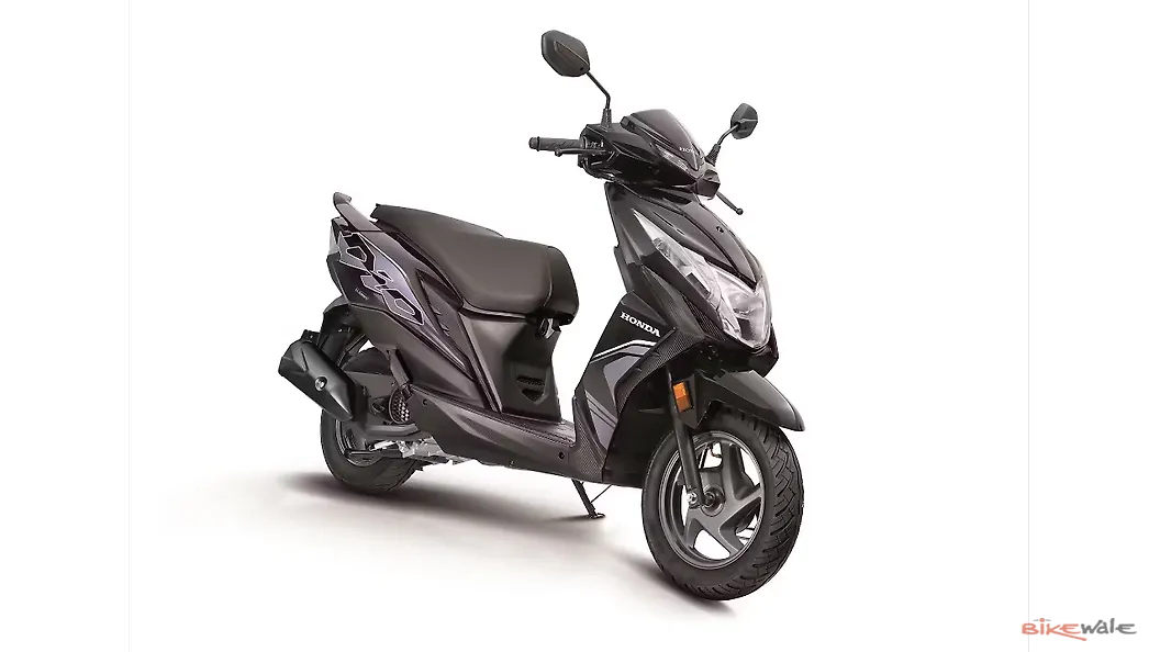 Honda Dio Right Front Three Quarter Image – BikeWale
