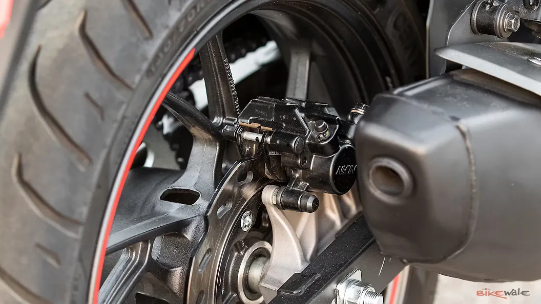 Hero Xtreme 160R 4V Rear Disc Brake Caliper Image – BikeWale