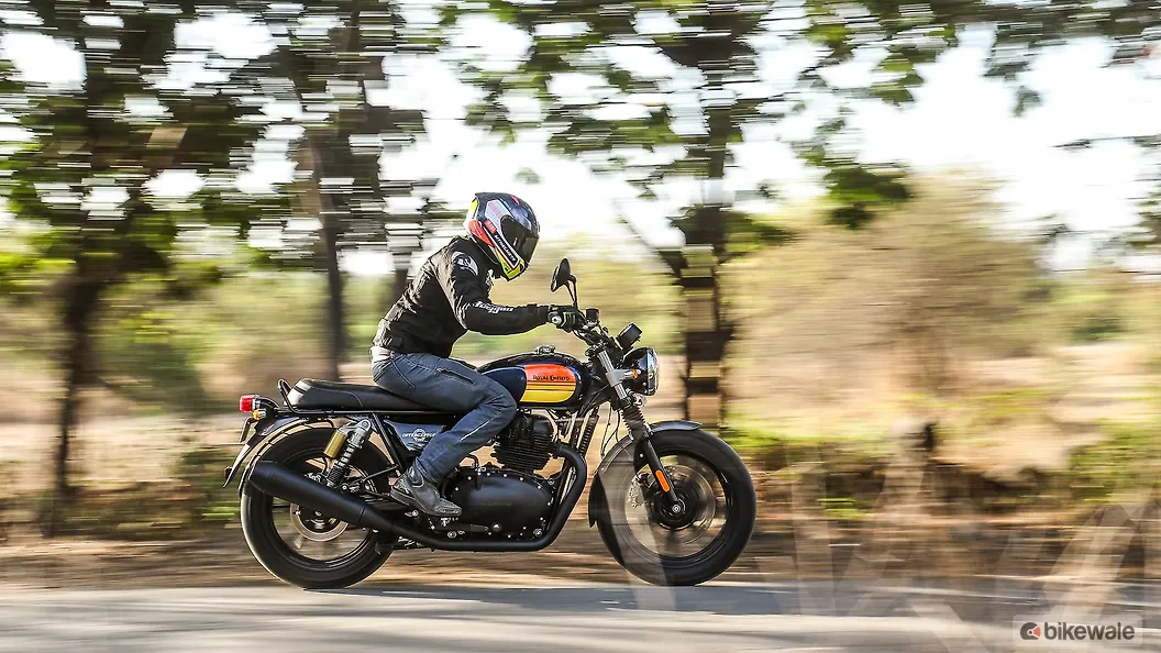 Royal Enfield Interceptor 650 Right Side View Image – BikeWale