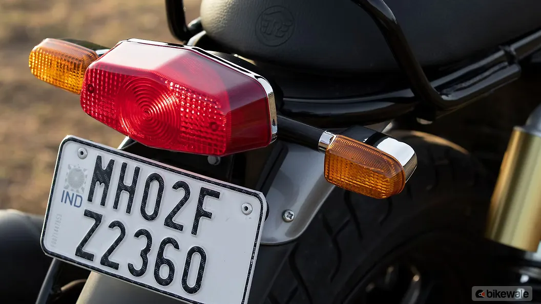 Royal Enfield Interceptor 650 Tail Light Image – BikeWale