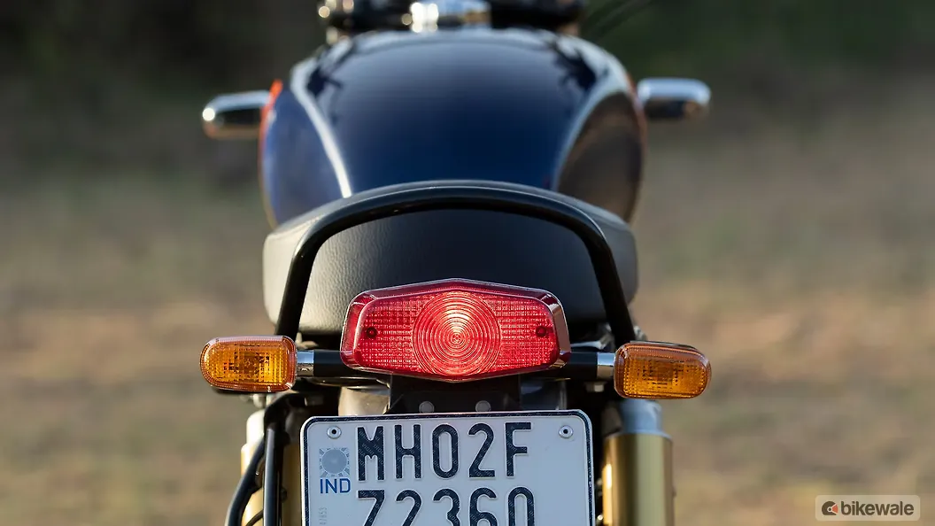 Royal Enfield Interceptor 650 Tail Light Image – BikeWale