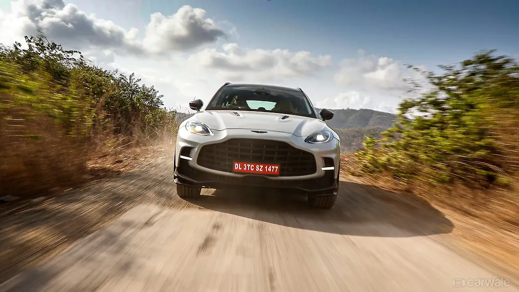 DBX Front View Image, DBX Photos in India - CarWale