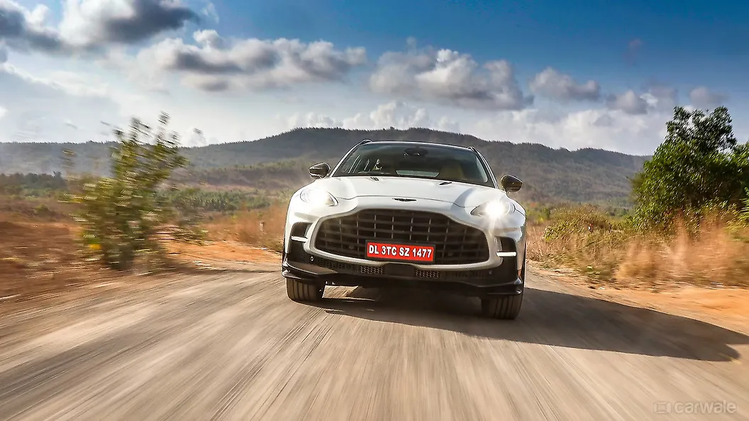 DBX Front View Image, DBX Photos in India - CarWale