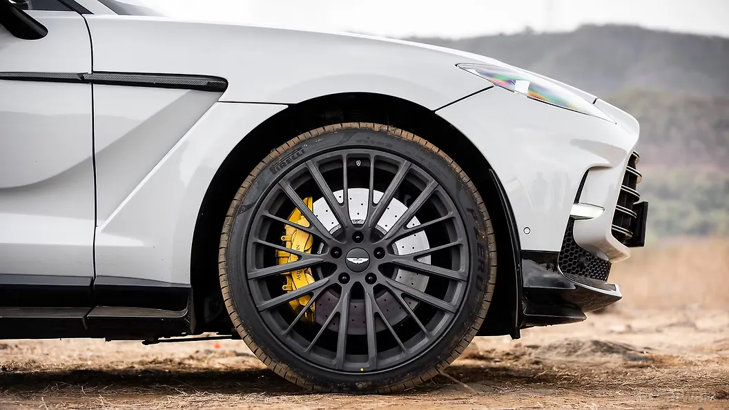 DBX Rear Logo Image, DBX Photos in India - CarWale