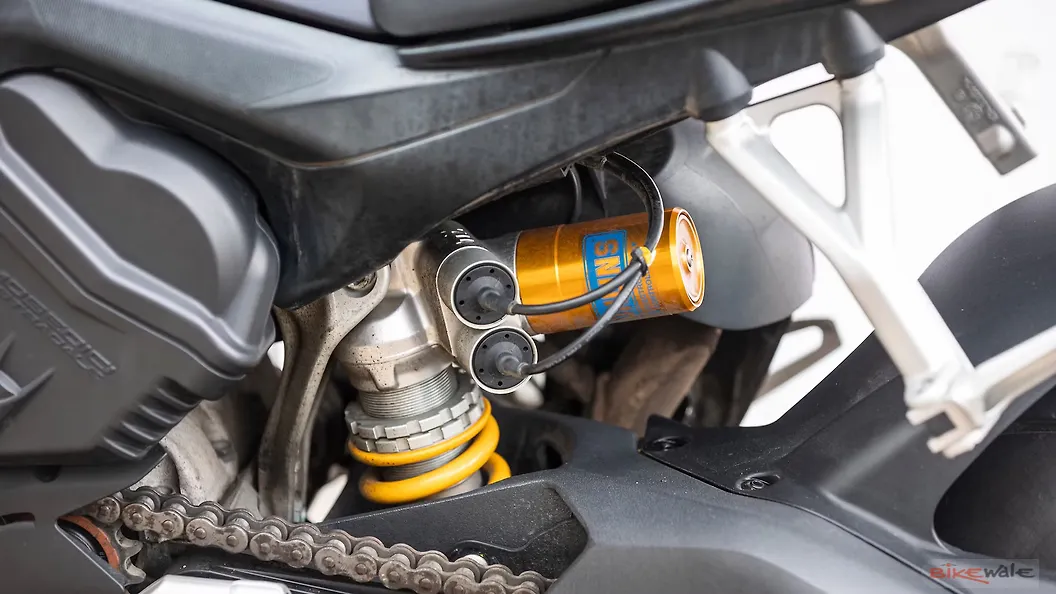 Ducati Streetfighter V4 Engine Cowl Image – BikeWale