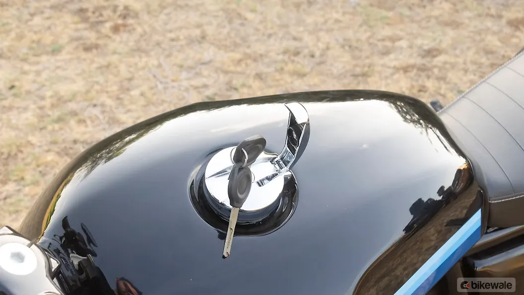 Royal Enfield Continental GT 650 Fuel Tank Image – BikeWale