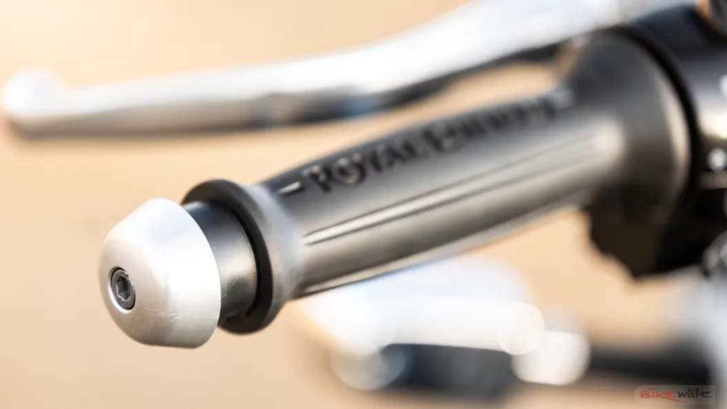 Royal Enfield Continental GT 650 Handle Bar Image – BikeWale