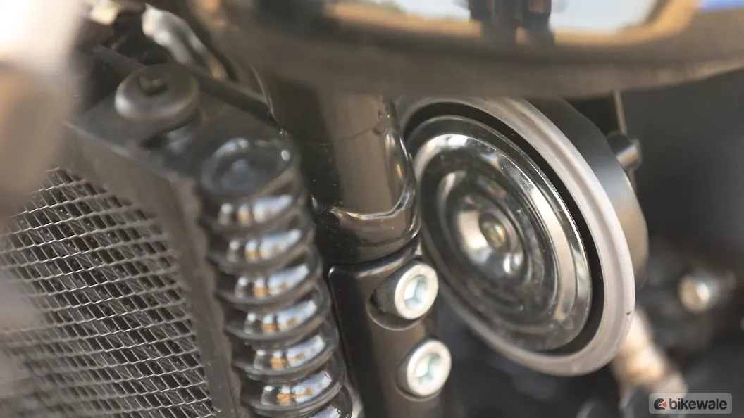 Royal Enfield Continental GT 650 Radiator Image – BikeWale