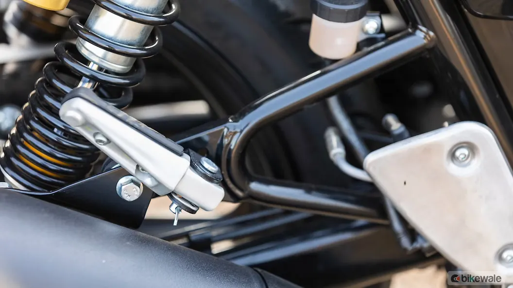 Royal Enfield Continental GT 650 Rider Footpeg Image – BikeWale