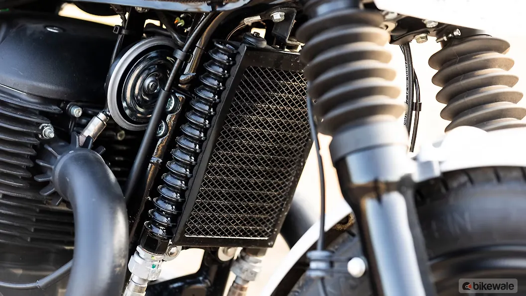 Royal Enfield Continental GT 650 Radiator Image – BikeWale