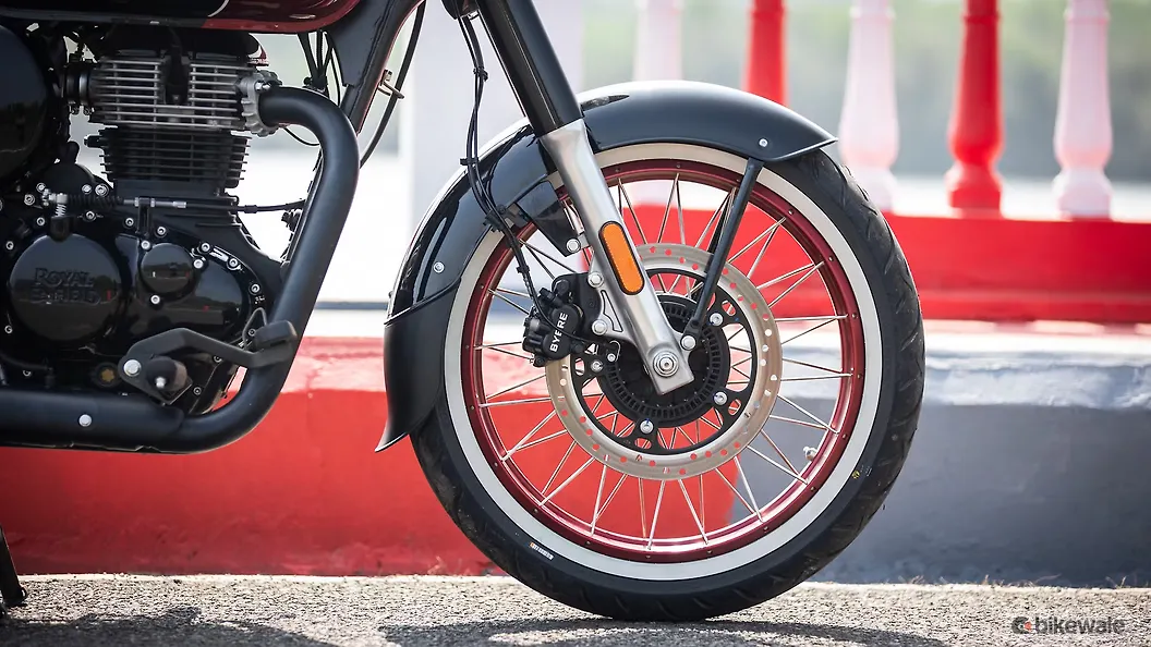 Royal Enfield Goan Classic 350 Front Disc Brake Caliper Image – BikeWale