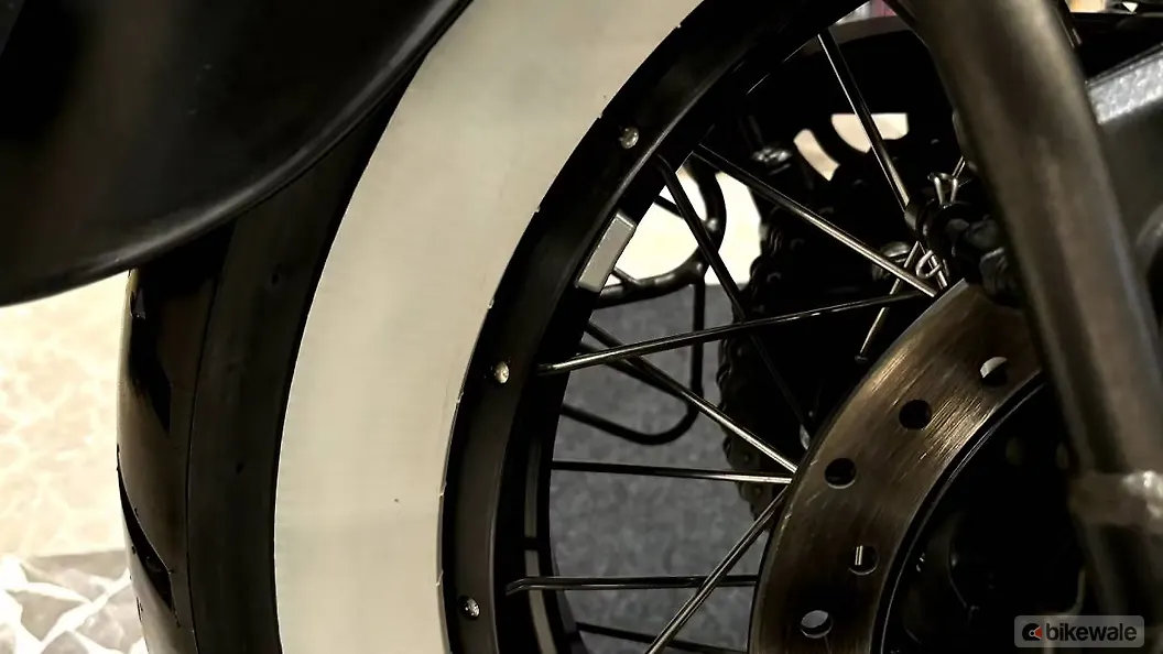 Royal Enfield Goan Classic 350 Front Wheel Image – BikeWale