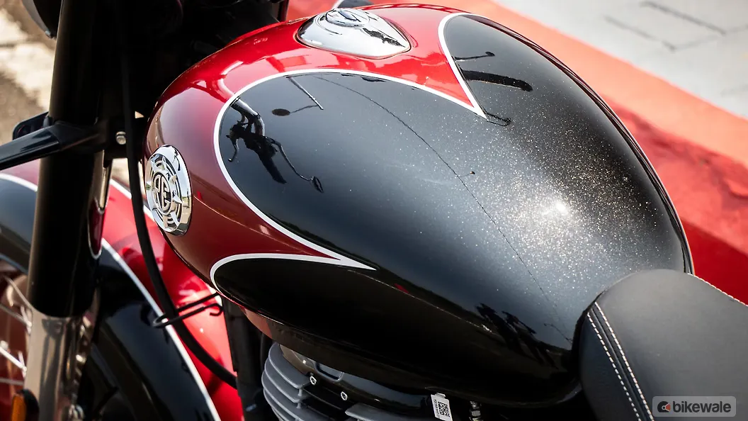 Royal Enfield Goan Classic 350 Branding/Fuel Tank Decal Image – BikeWale