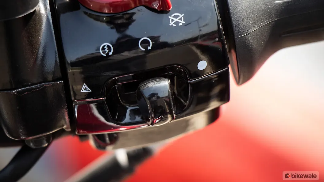 Royal Enfield Goan Classic 350 Hazard Warning Lights Switch Image ...