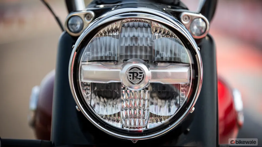 Royal Enfield Goan Classic 350 Head Light Image – BikeWale