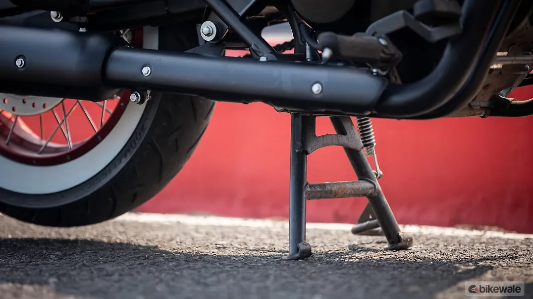 Royal Enfield Goan Classic 350 Pillion Footrest Image – BikeWale