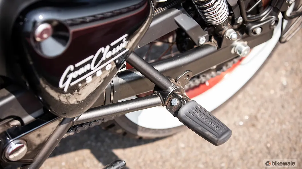 Royal Enfield Goan Classic 350 Pillion Footrest Image – BikeWale