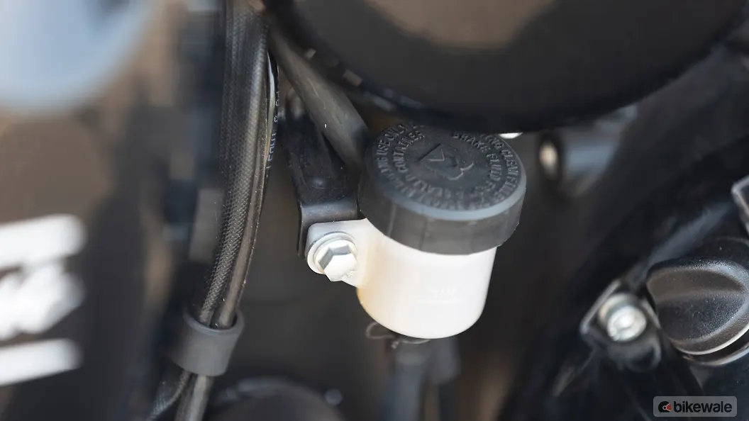 Royal Enfield Goan Classic 350 Rear Brake Fluid Reservoir Image – BikeWale
