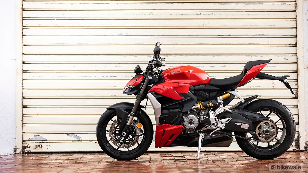 Ducati Streetfighter V2 Right Side View Image – BikeWale