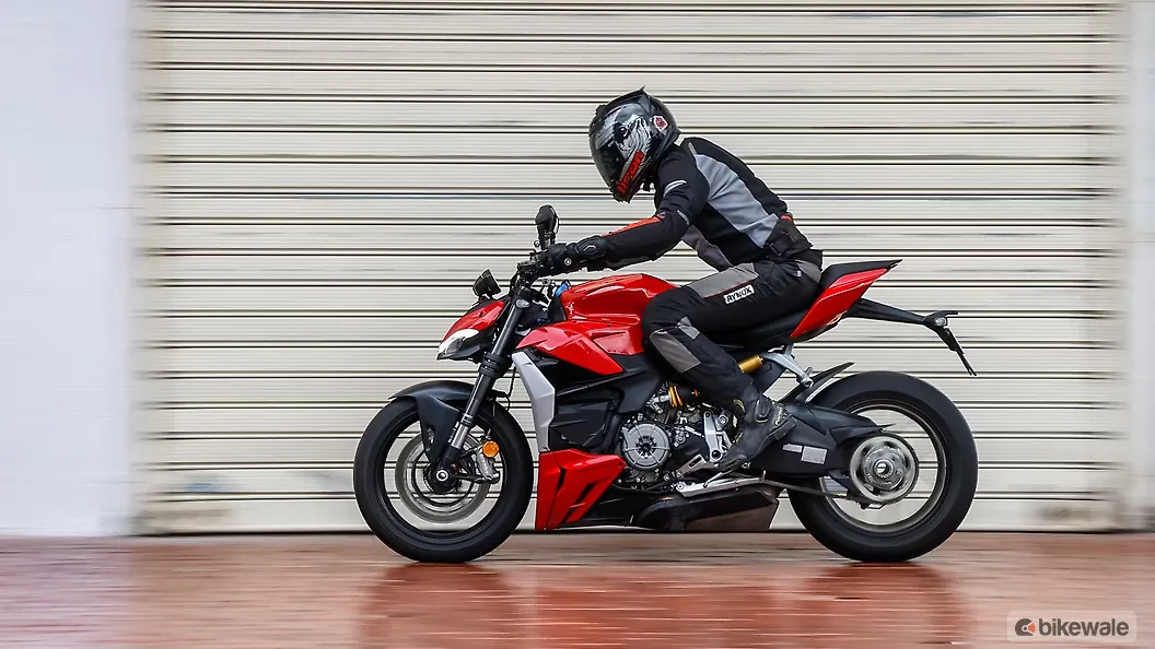 Ducati Streetfighter V2 Left Side View Image – BikeWale