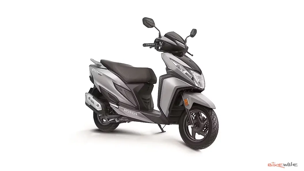 Honda Dio 125 Right Front Three Quarter Image – BikeWale