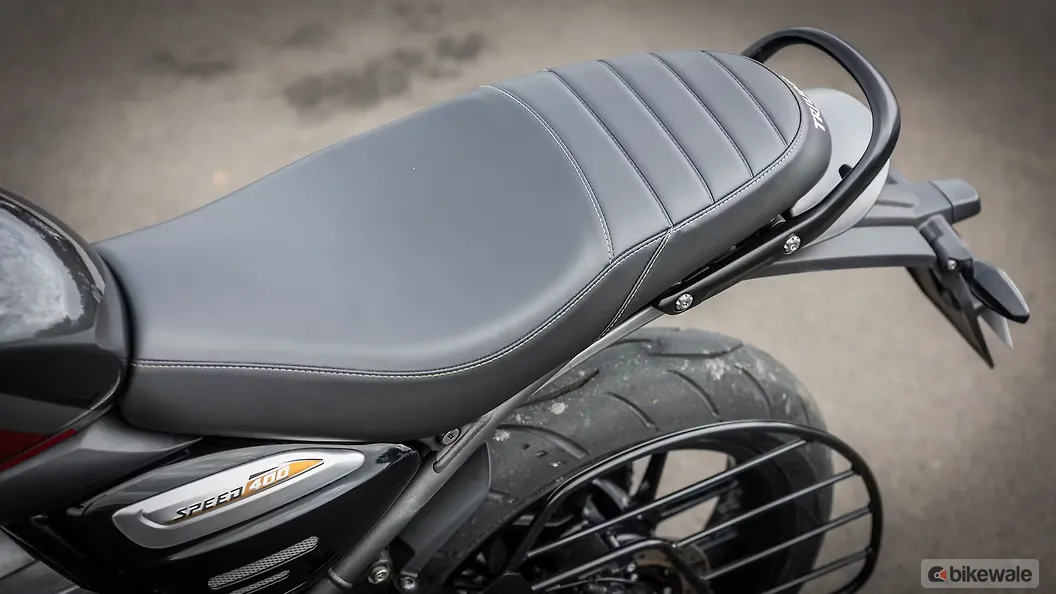 Triumph Speed 400 Bike Seat Image – BikeWale