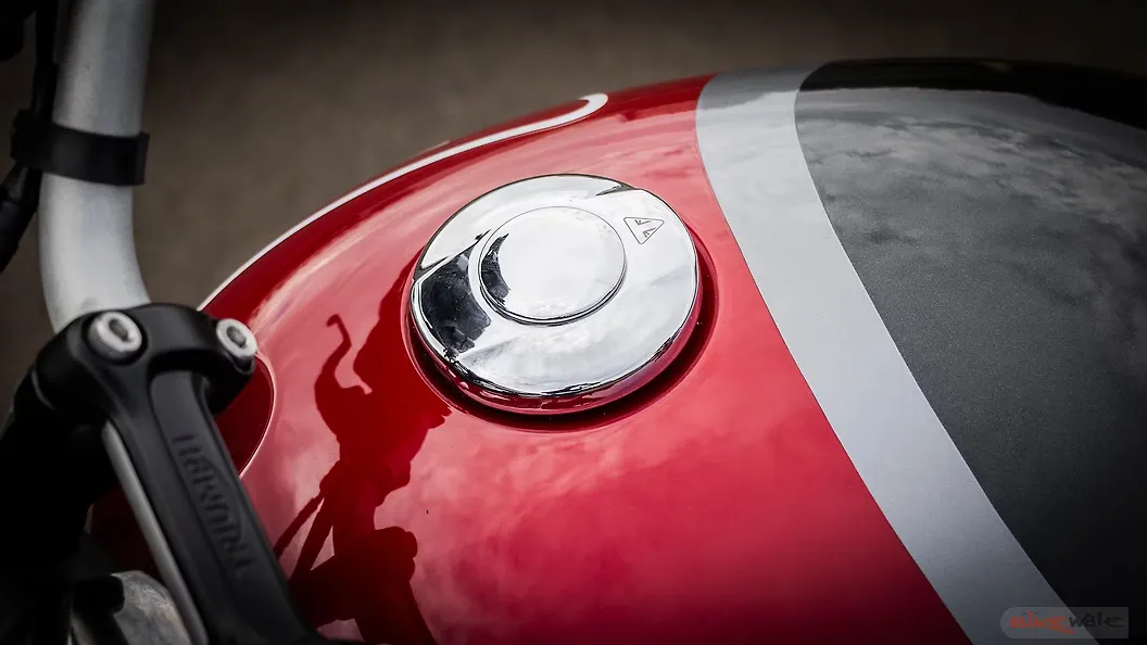 Triumph Speed 400 Fuel Tank Image – BikeWale