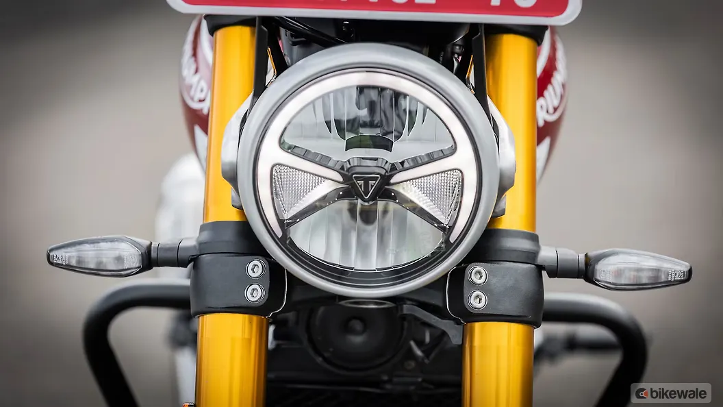 Triumph Speed 400 Rider Footpeg Image – BikeWale