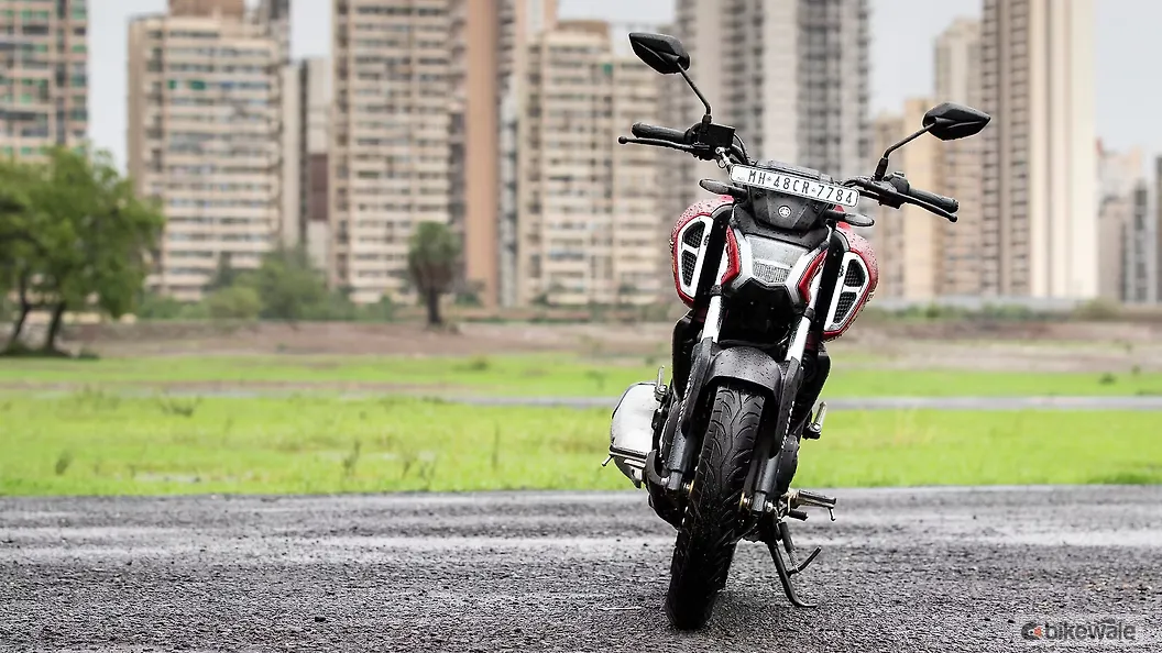 Yamaha FZS FI V4 Front View Image – BikeWale