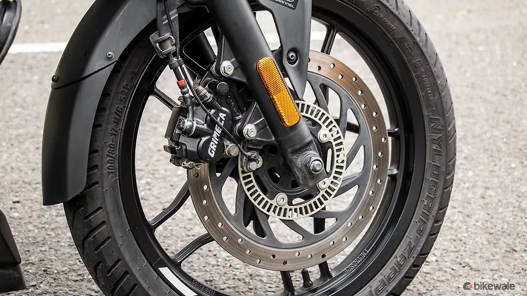 Bajaj Pulsar F250 Handlebar Clamp Image – BikeWale