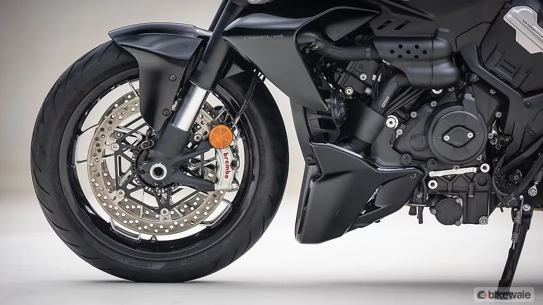 Ducati Diavel V4 Front Suspension Image – BikeWale