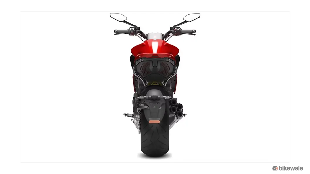 Ducati Diavel V4 Rear View Image – BikeWale