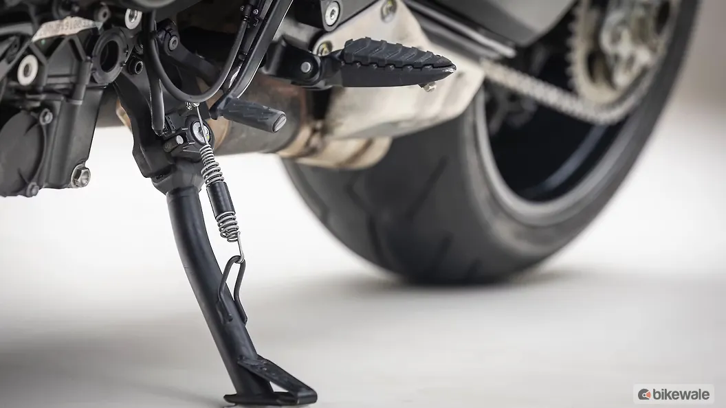 Ducati Diavel V4 Front Turn Indicators Image – BikeWale