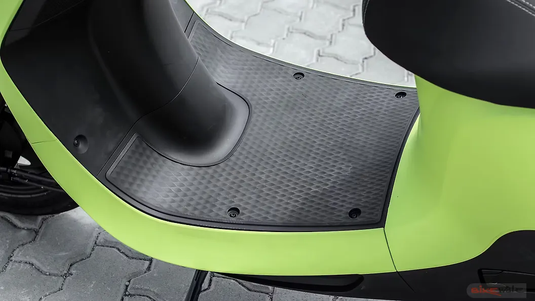 OLA S1 Air Instrument Cluster Image – BikeWale