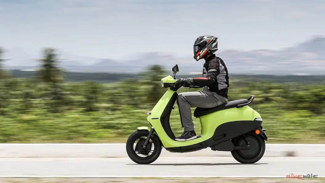 OLA S1 Air Right Side View Image – BikeWale