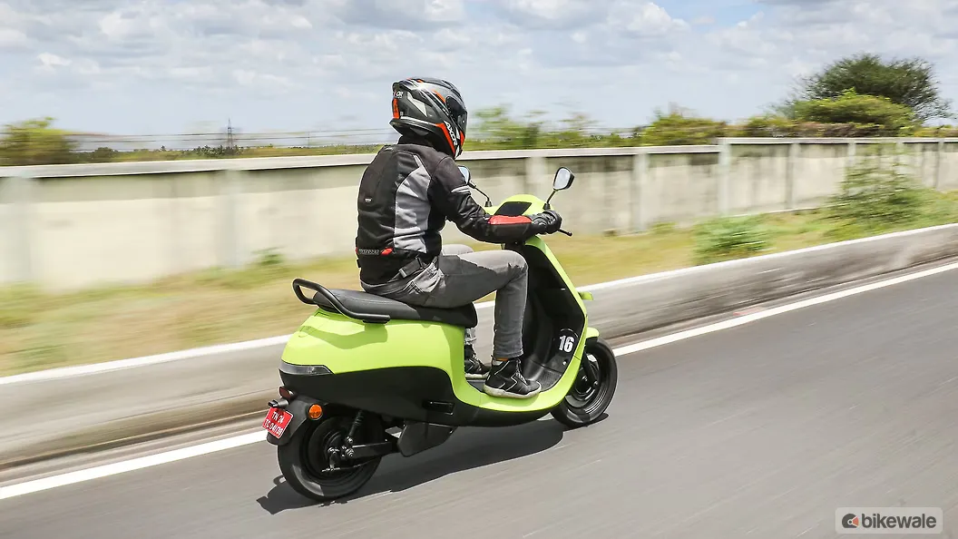 OLA S1 Air Right Side View Image – BikeWale