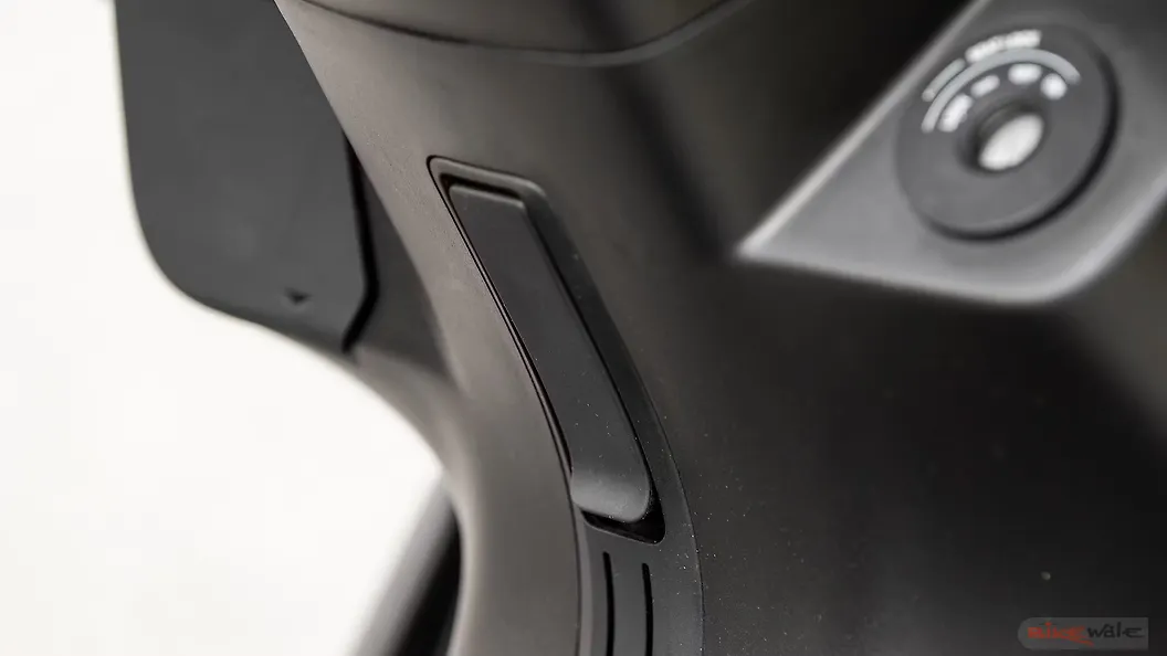 Ather 450S Key Ignition Image – BikeWale