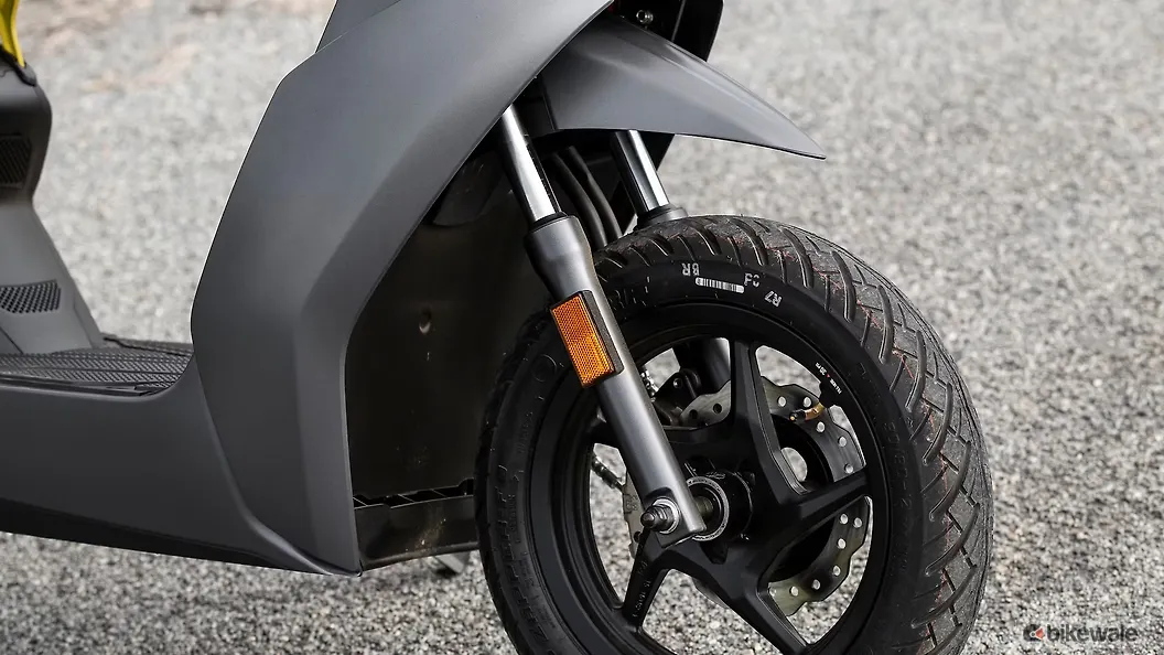 Ather 450S Front Tyre Image – BikeWale