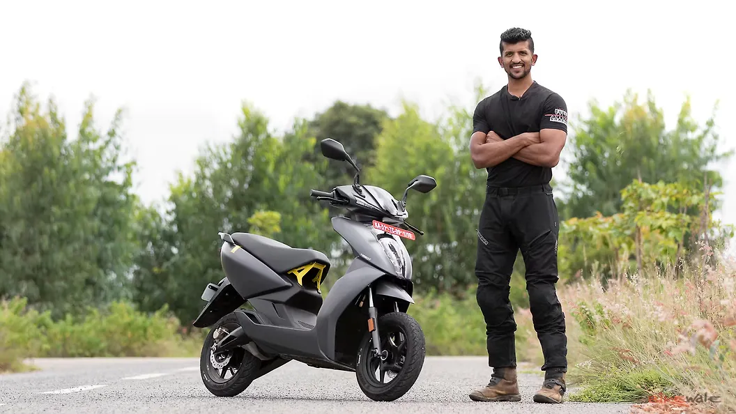 Ather 450S Front View Image – BikeWale