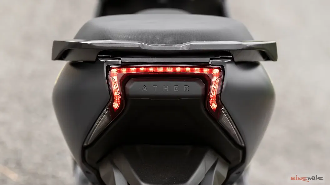 Ather 450S Rear View Mirror Image – BikeWale