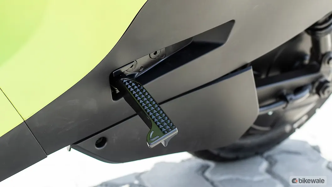 OLA S1 Air Pillion Footrest Image – BikeWale