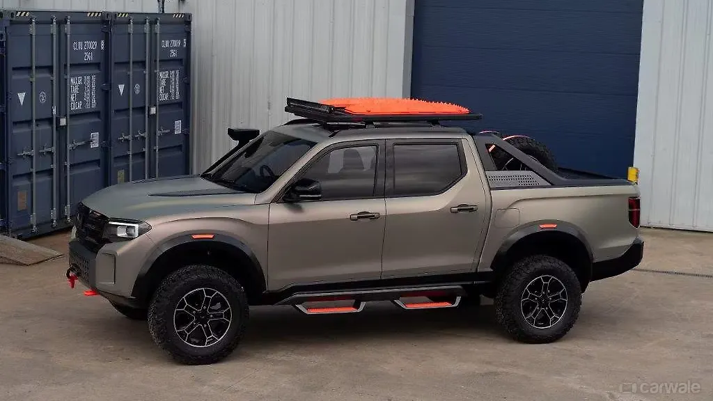 Global Pik Up Right Front Three Quarter Image, Global Pik Up Photos in ...