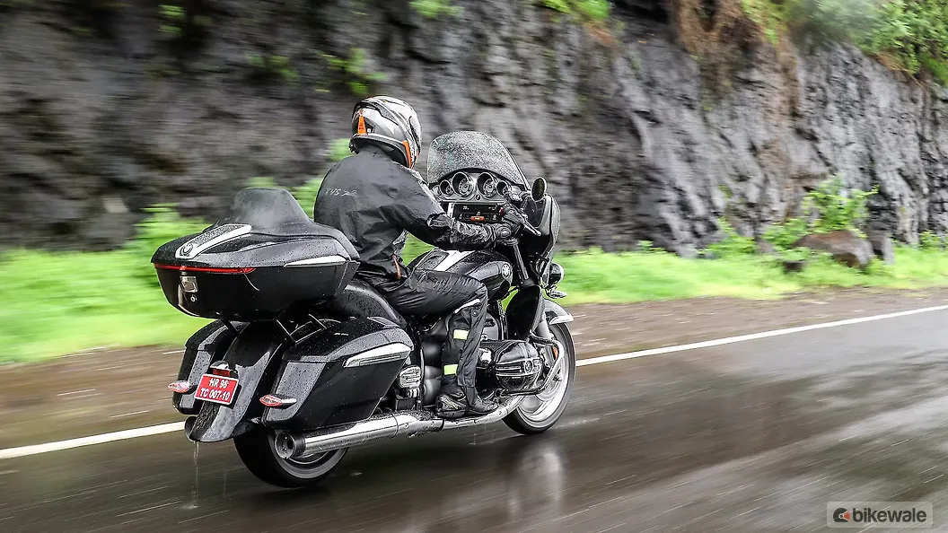 BMW R18 Right Side View Image – BikeWale