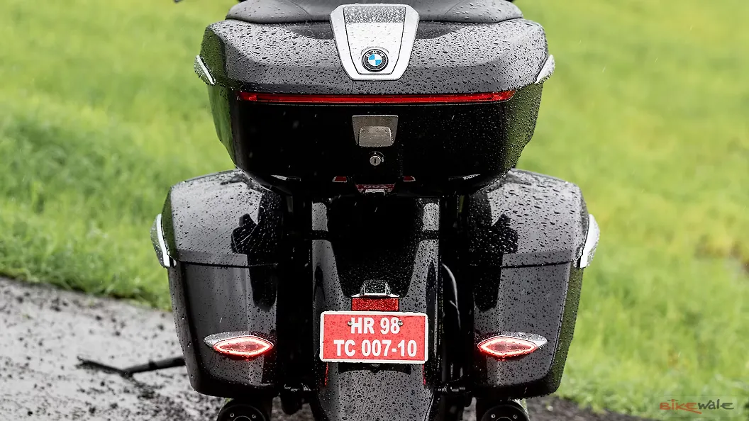 BMW R18 Saddle Bag Image – BikeWale