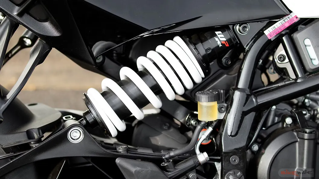 KTM 250 Duke Mono Shock Absorber Image – BikeWale