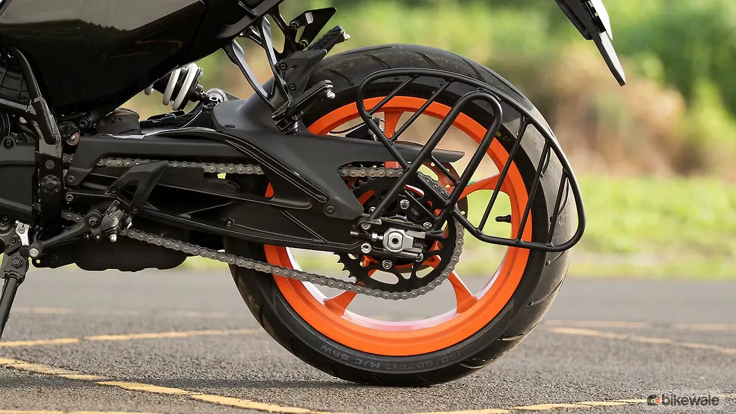 KTM 250 Duke Saree Guard Image – BikeWale