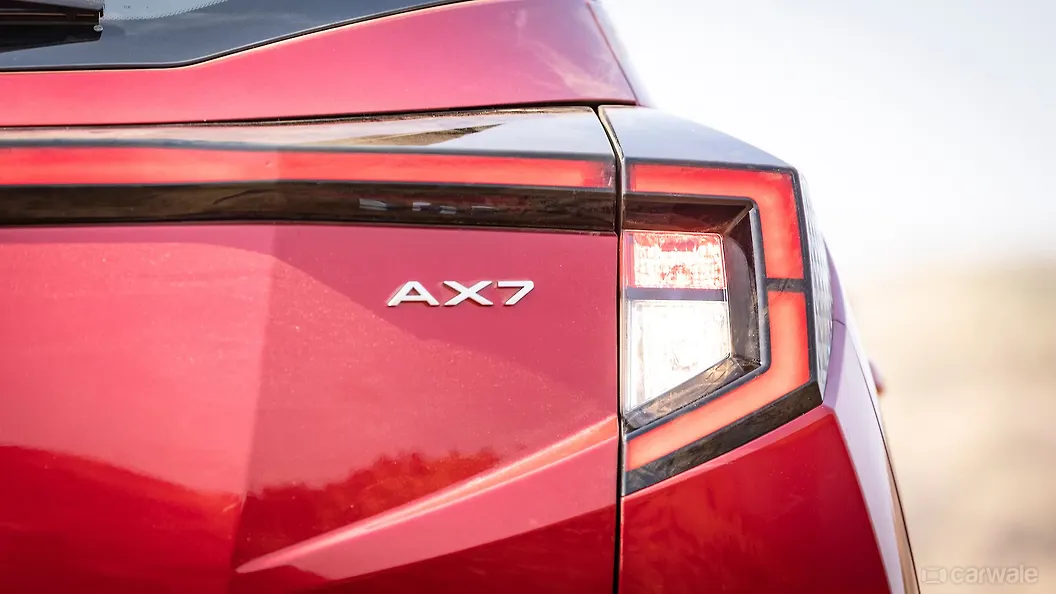 இந்தியாவில் உள்ள XUV 3XO ரியர் பம்பர் படம், XUV 3XO புகைப்படங்கள் ...